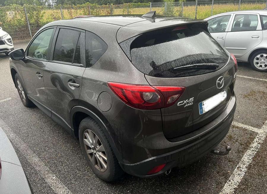 Pelēks Mazda CX-5 2016 Tauragė, ar dzinēja tilpumu 2.19 L un nobraukumu 179 tūkst. km par 4400 €, foto 5 vietnē AUTOMOTO.COM.LV