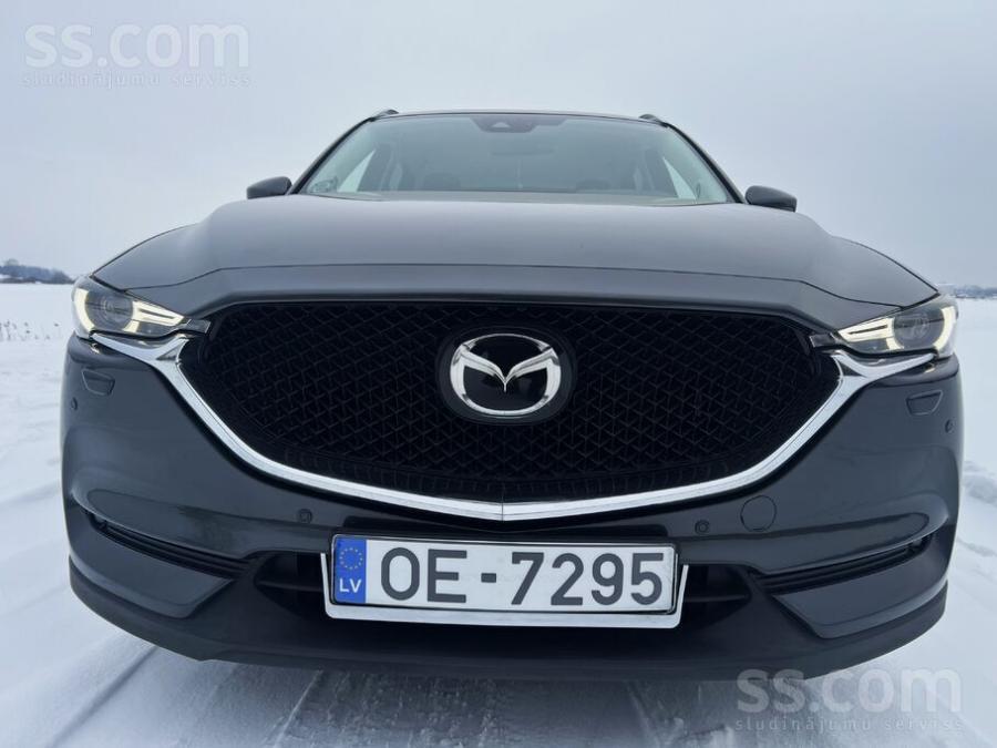 Grey Mazda CX-5 2017 in Riga, with an engine capacity of 2.20 L and mileage of 0 thousand km for 15390 €, photo 1 on AUTOMOTO.COM.LV