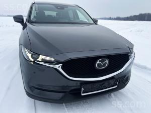 Grey Mazda CX-5 2017 in Riga, with an engine capacity of 2.20 L and mileage of 0 thousand km for 15390 €, photo 5 on AUTOMOTO.COM.LV
