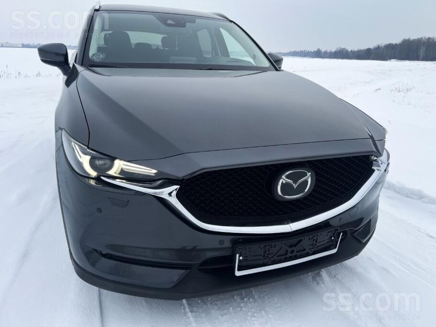 Grey Mazda CX-5 2017 in Riga, with an engine capacity of 2.20 L and mileage of 0 thousand km for 15390 €, photo 5 on AUTOMOTO.COM.LV