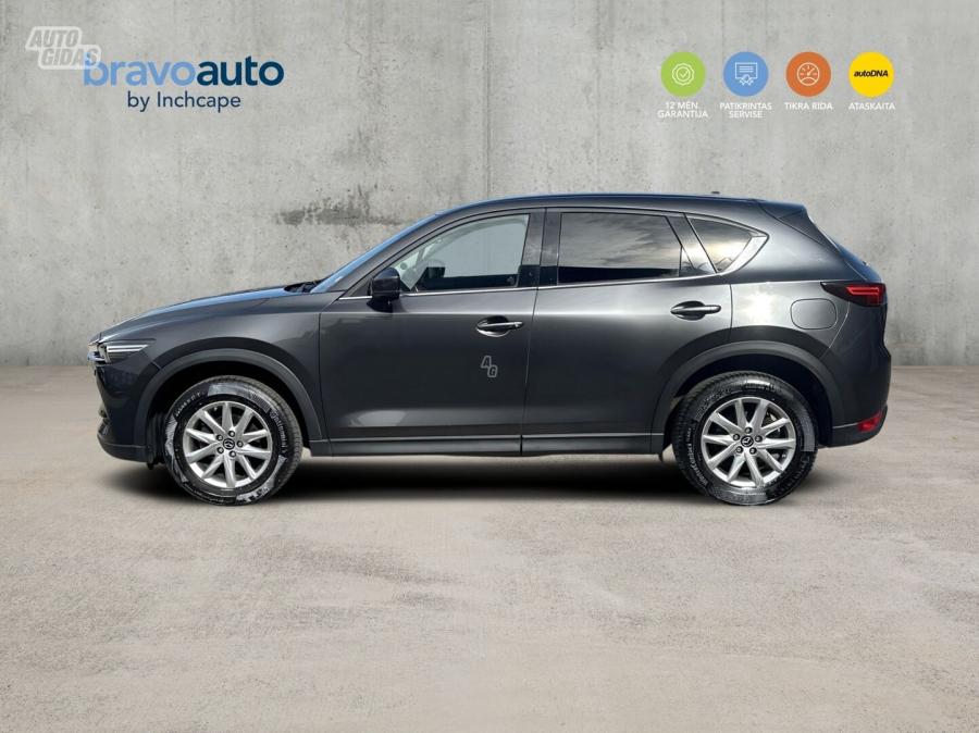 Grey Mazda CX-5 2017 in Kaunas, with an engine capacity of 2.50 L and mileage of 138 thousand km for 21271 €, photo 3 on AUTOMOTO.COM.LV