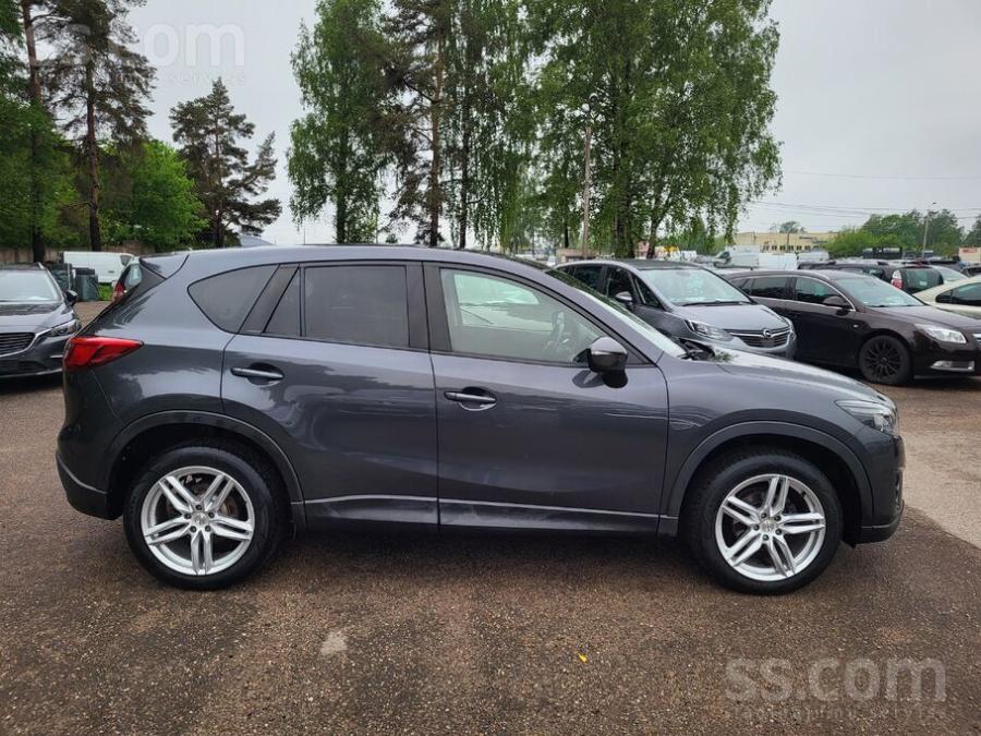 Grey Mazda CX-5 2017 in Riga, with an engine capacity of 2.20 L and mileage of 0 thousand km for 8000 €, photo 5 on AUTOMOTO.COM.LV