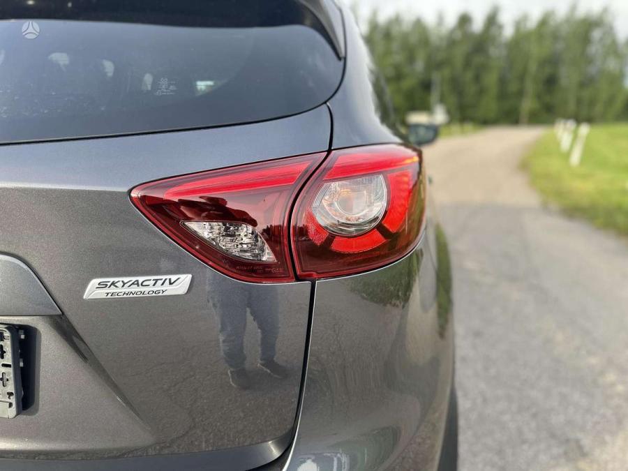 Grey Mazda CX-5 2017 in Rokiskis, with an engine capacity of 2.19 L and mileage of 154 thousand km for 8950 €, photo 17 on AUTOMOTO.COM.LV