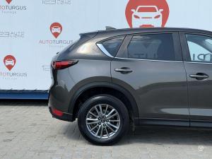 Grey Mazda CX-5 2017 in Taurage, with an engine capacity of 2.19 L and mileage of 167 thousand km for 11900 €, photo 13 on AUTOMOTO.COM.LV