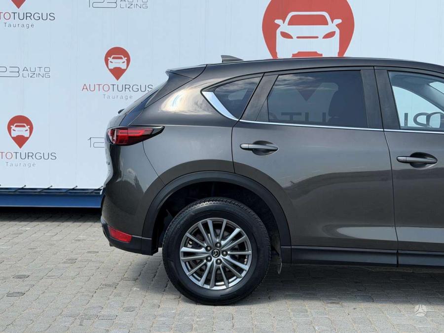 Grey Mazda CX-5 2017 in Taurage, with an engine capacity of 2.19 L and mileage of 167 thousand km for 11900 €, photo 13 on AUTOMOTO.COM.LV