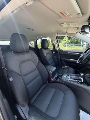 Grey Mazda CX-5 2017 in Taurage, with an engine capacity of 2.19 L and mileage of 167 thousand km for 11900 €, photo 32 on AUTOMOTO.COM.LV