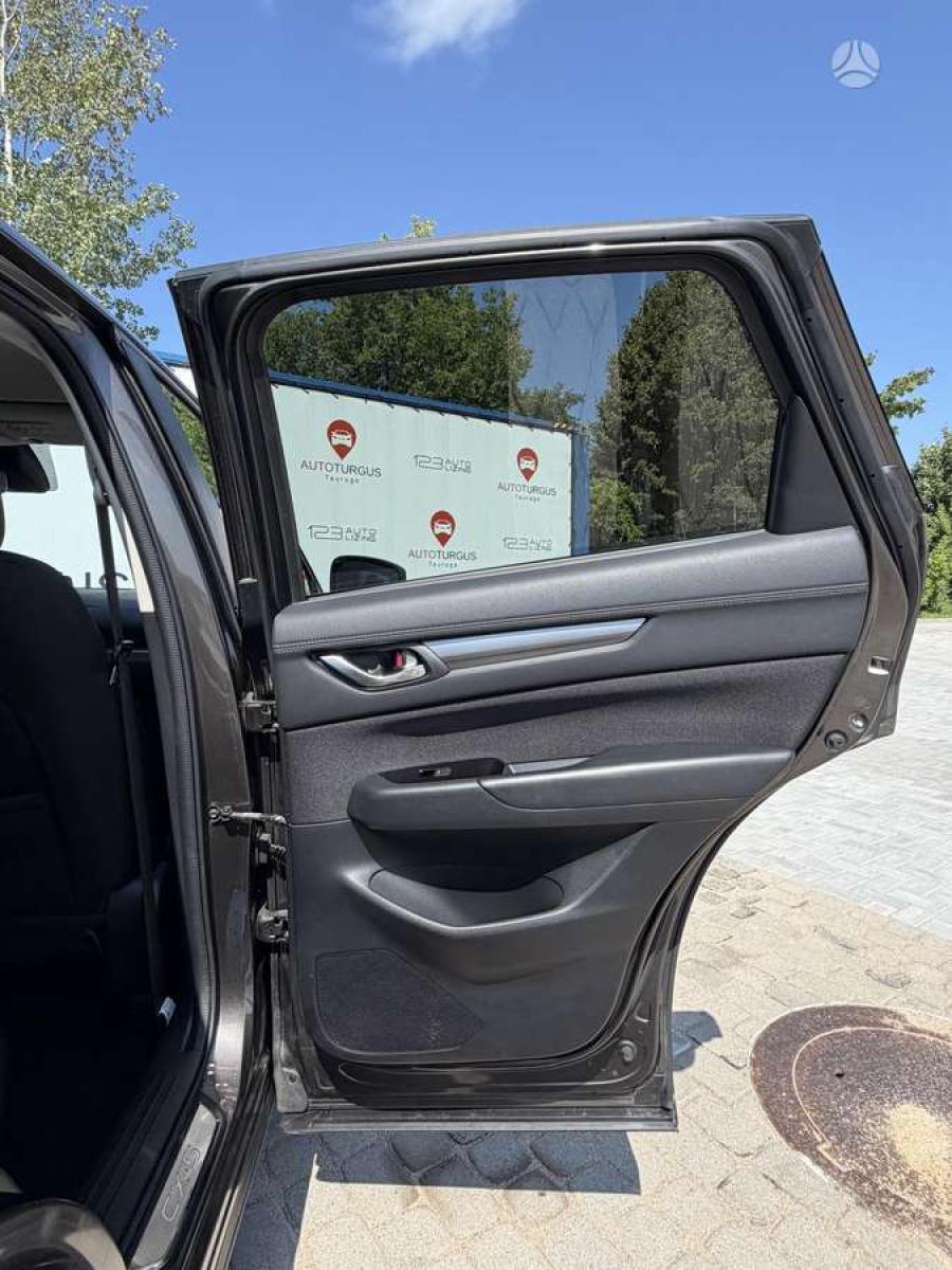 Grey Mazda CX-5 2017 in Taurage, with an engine capacity of 2.19 L and mileage of 167 thousand km for 11900 €, photo 34 on AUTOMOTO.COM.LV