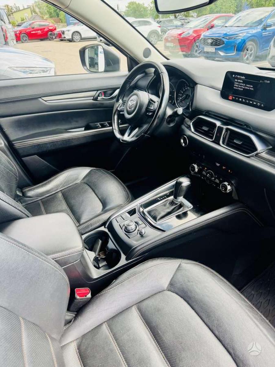 Grey Mazda CX-5 2017 in Kaunas, with an engine capacity of 2.19 L and mileage of 282 thousand km for 9000 €, photo 15 on AUTOMOTO.COM.LV
