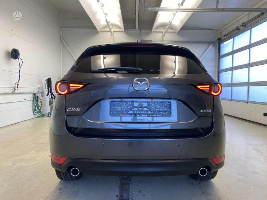 Grey Mazda CX-5 2017 in Radviliskis, with an engine capacity of 2.19 L and mileage of 202 thousand km for 12550 €, photo 7 on AUTOMOTO.COM.LV