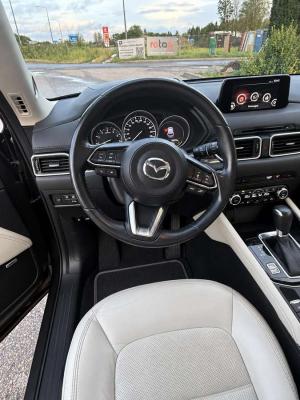 Grey Mazda CX-5 2017 in Vilnius, with an engine capacity of 2.00 L and mileage of 77 thousand km for 18500 €, photo 7 on AUTOMOTO.COM.LV
