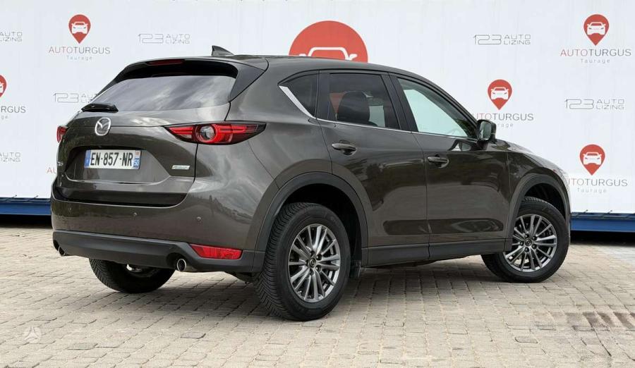 Pelēks Mazda CX-5 2017 Tauragė, ar dzinēja tilpumu 2.19 L un nobraukumu 167 tūkst. km par 11400 €, foto 23 vietnē AUTOMOTO.COM.LV