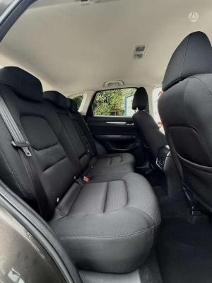 Pelēks Mazda CX-5 2017 Tauragė, ar dzinēja tilpumu 2.19 L un nobraukumu 167 tūkst. km par 11400 €, foto 42 vietnē AUTOMOTO.COM.LV