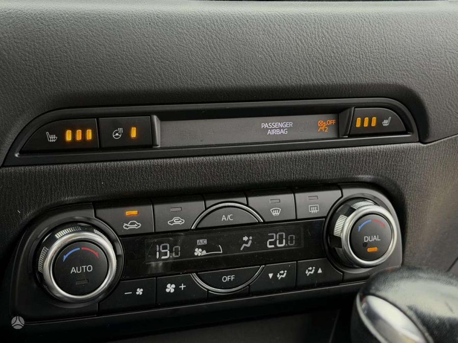 Pelēks Mazda CX-5 2017 Tauragė, ar dzinēja tilpumu 2.19 L un nobraukumu 167 tūkst. km par 11400 €, foto 57 vietnē AUTOMOTO.COM.LV