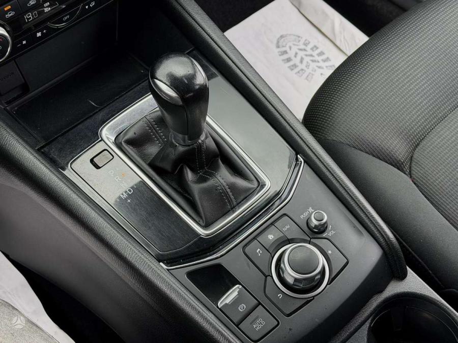 Pelēks Mazda CX-5 2017 Tauragė, ar dzinēja tilpumu 2.19 L un nobraukumu 167 tūkst. km par 11400 €, foto 58 vietnē AUTOMOTO.COM.LV