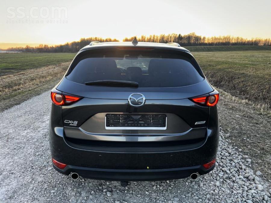 Pelēks Mazda CX-5 2018 Rīga, ar dzinēja tilpumu 2.20 L un nobraukumu 0 tūkst. km par 15590 €, foto 5 vietnē AUTOMOTO.COM.LV