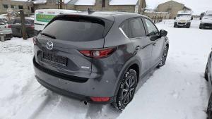 Pelēks Mazda CX-5 2018 Telšiai, ar dzinēja tilpumu 2.19 L un nobraukumu 133 tūkst. km par 13500 €, foto 4 vietnē AUTOMOTO.COM.LV