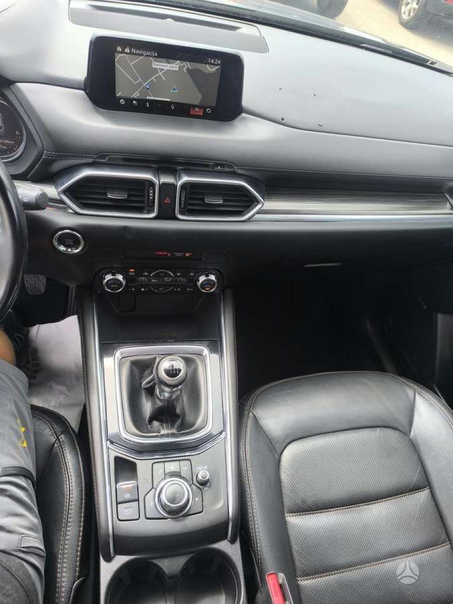 Grey Mazda CX-5 2018 in Panevezys, with an engine capacity of 2.19 L and mileage of 247 thousand km for 9300 €, photo 30 on AUTOMOTO.COM.LV