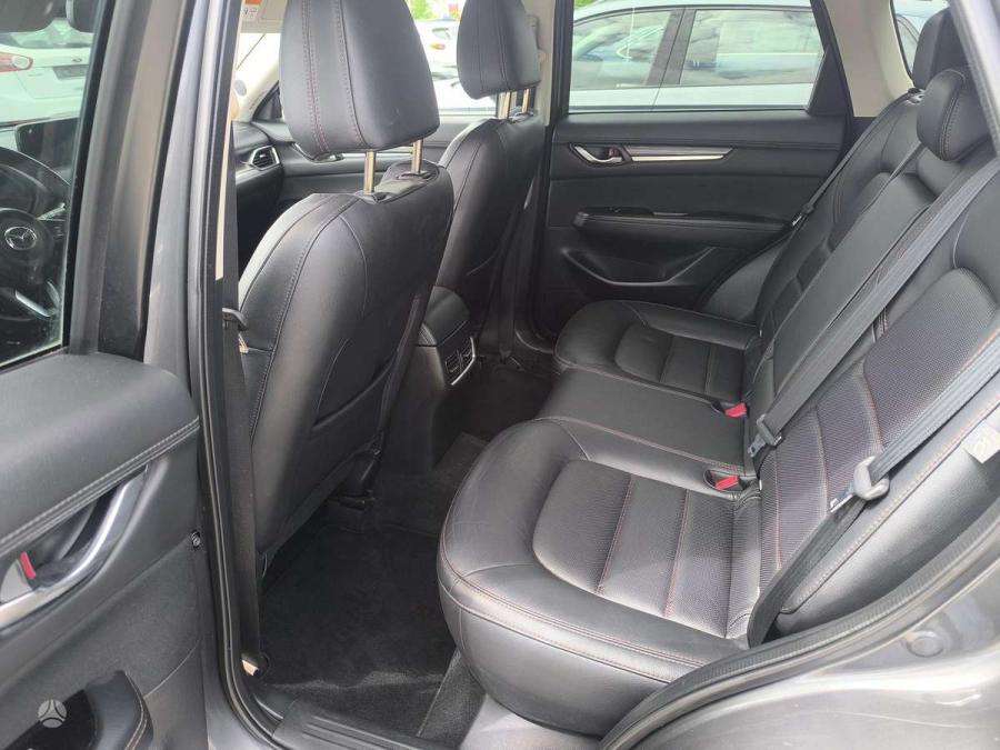 Grey Mazda CX-5 2018 in Panevezys, with an engine capacity of 2.19 L and mileage of 247 thousand km for 9300 €, photo 39 on AUTOMOTO.COM.LV