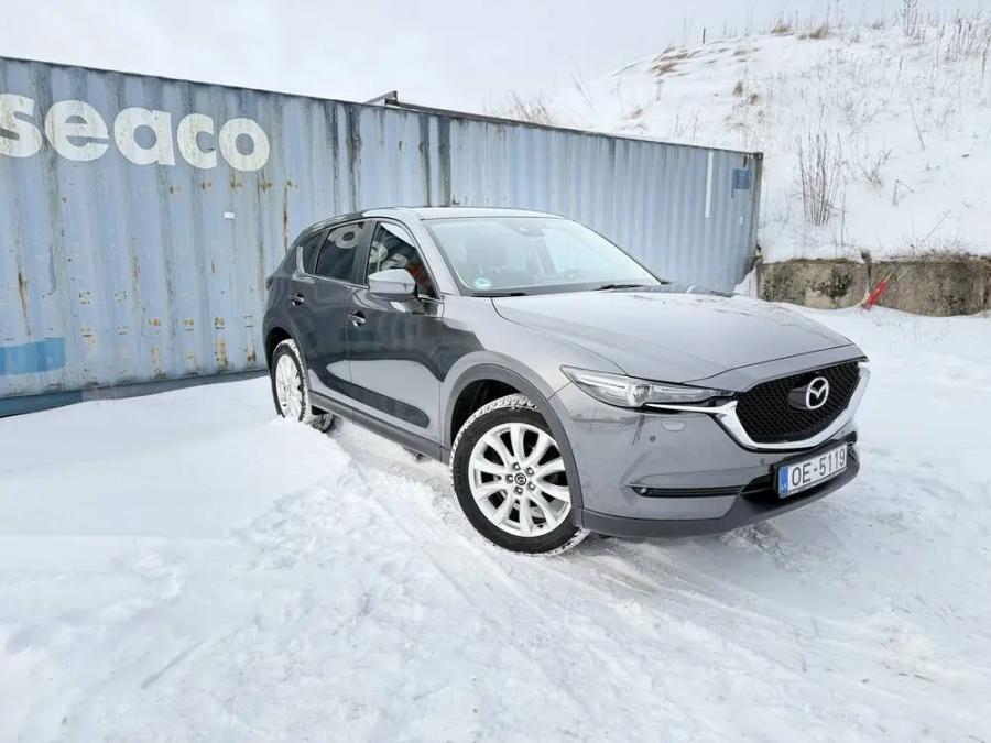 Grey Mazda CX-5 2018 in Riga, with an engine capacity of 2.20 L and mileage of 209 thousand km for 7000 €, photo 3 on AUTOMOTO.COM.LV