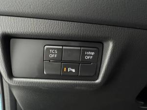 Grey Mazda CX-5 2018 in Riga, with an engine capacity of 2.20 L and mileage of 209 thousand km for 7000 €, photo 15 on AUTOMOTO.COM.LV
