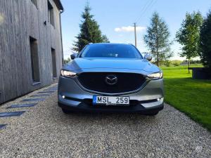 Grey Mazda CX-5 2018 in Birzai, with an engine capacity of 2.49 L and mileage of 146 thousand km for 15900 €, photo 4 on AUTOMOTO.COM.LV
