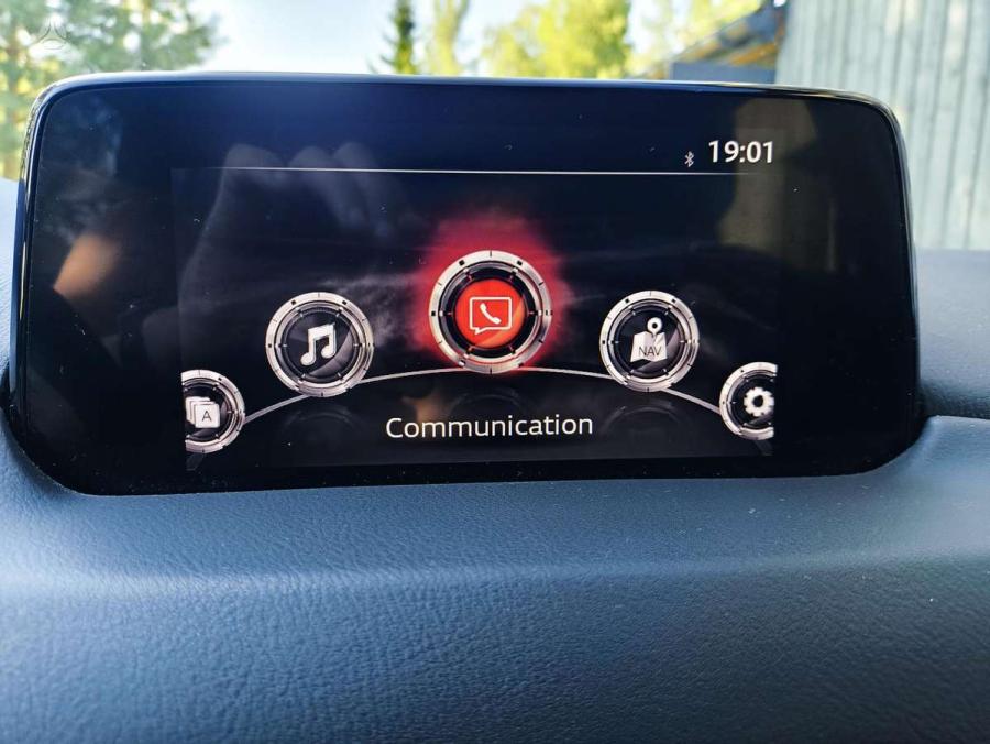 Grey Mazda CX-5 2018 in Birzai, with an engine capacity of 2.49 L and mileage of 146 thousand km for 15900 €, photo 17 on AUTOMOTO.COM.LV