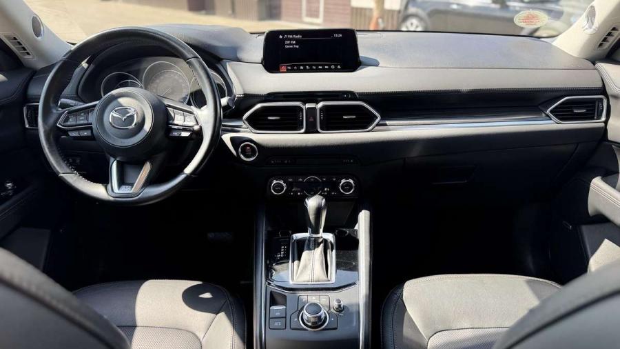 Grey Mazda CX-5 2018 in Telschi, with an engine capacity of 2.19 L and mileage of 153 thousand km for 14800 €, photo 18 on AUTOMOTO.COM.LV