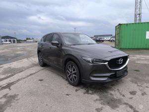 Grey Mazda CX-5 2018 in Panevezys, with an engine capacity of 2.19 L and mileage of 247 thousand km for 9300 €, photo 3 on AUTOMOTO.COM.LV