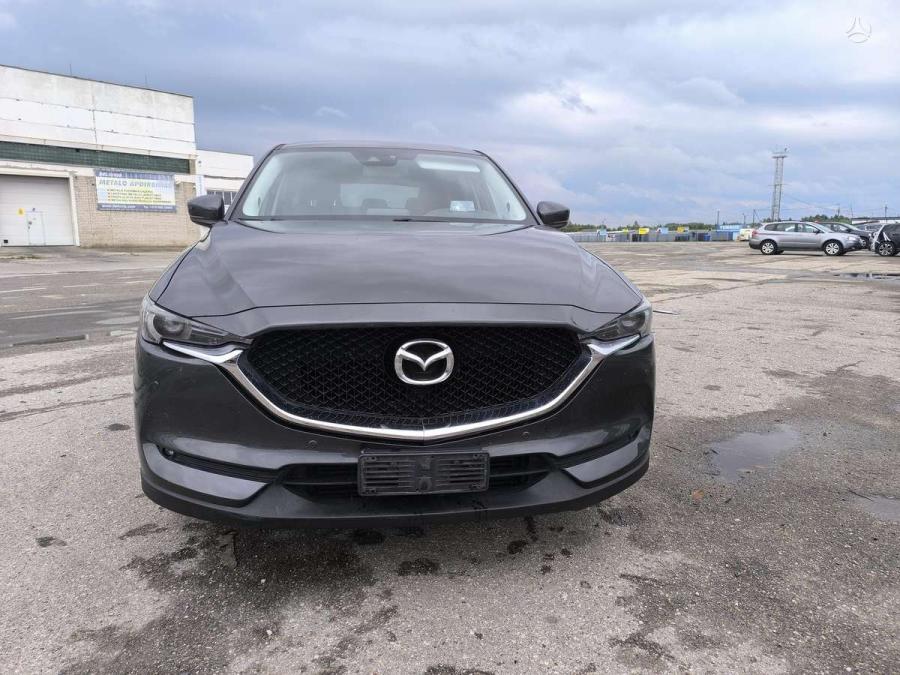 Grey Mazda CX-5 2018 in Panevezys, with an engine capacity of 2.19 L and mileage of 247 thousand km for 9300 €, photo 4 on AUTOMOTO.COM.LV
