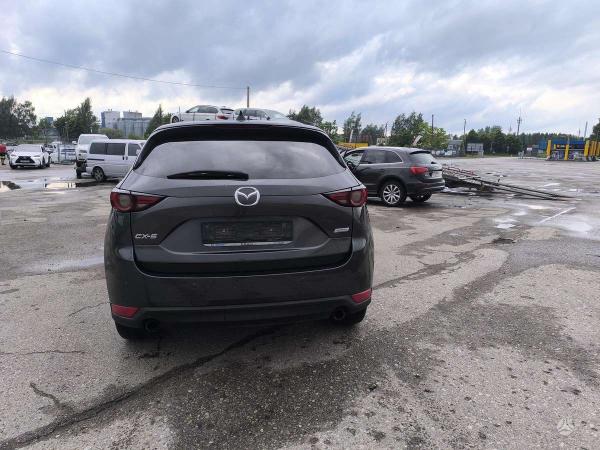 Grey Mazda CX-5 2018 in Panevezys, with an engine capacity of 2.19 L and mileage of 247 thousand km for 9300 €, photo 6 on AUTOMOTO.COM.LV