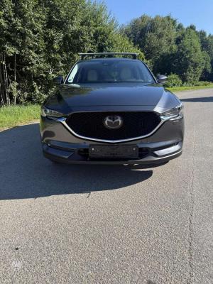Pelēks Mazda CX-5 2018 Telšiai, ar dzinēja tilpumu 2.49 L un nobraukumu 105 tūkst. km par 18400 €, foto 3 vietnē AUTOMOTO.COM.LV