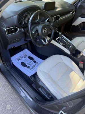 Pelēks Mazda CX-5 2018 Telšiai, ar dzinēja tilpumu 2.49 L un nobraukumu 105 tūkst. km par 18400 €, foto 8 vietnē AUTOMOTO.COM.LV