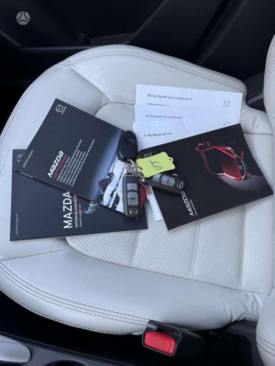 Pelēks Mazda CX-5 2018 Telšiai, ar dzinēja tilpumu 2.49 L un nobraukumu 105 tūkst. km par 18400 €, foto 19 vietnē AUTOMOTO.COM.LV