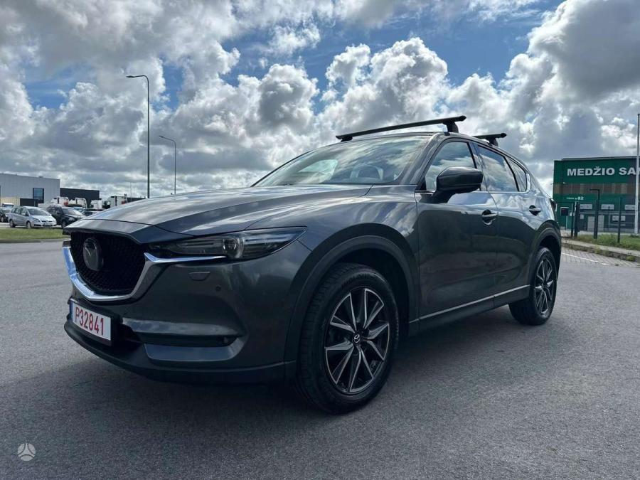 Grey Mazda CX-5 2018 in Klaipeda, with an engine capacity of 2.49 L and mileage of 106 thousand km for 19000 €, photo 3 on AUTOMOTO.COM.LV