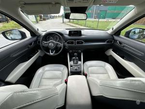 Grey Mazda CX-5 2018 in Klaipeda, with an engine capacity of 2.49 L and mileage of 106 thousand km for 19000 €, photo 7 on AUTOMOTO.COM.LV