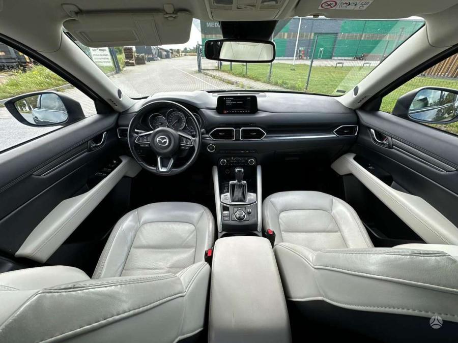 Grey Mazda CX-5 2018 in Klaipeda, with an engine capacity of 2.49 L and mileage of 106 thousand km for 19000 €, photo 7 on AUTOMOTO.COM.LV