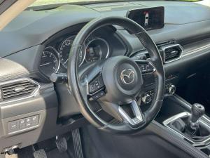 Pelēks Mazda CX-5 2018 Kretinga, ar dzinēja tilpumu 2.19 L un nobraukumu 263 tūkst. km par 10800 €, foto 18 vietnē AUTOMOTO.COM.LV