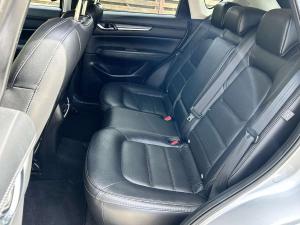 Pelēks Mazda CX-5 2018 Kretinga, ar dzinēja tilpumu 2.19 L un nobraukumu 263 tūkst. km par 10800 €, foto 26 vietnē AUTOMOTO.COM.LV