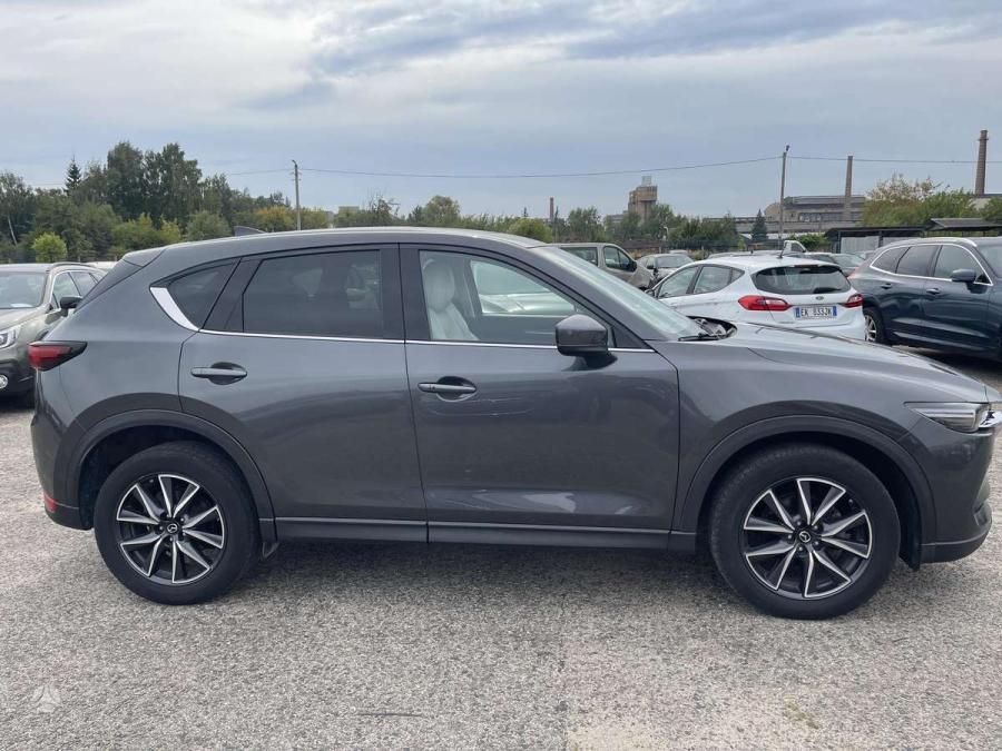 Grey Mazda CX-5 2018 in Panevezys, with an engine capacity of 2.19 L and mileage of 175 thousand km for 11500 €, photo 5 on AUTOMOTO.COM.LV