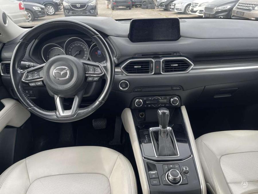 Grey Mazda CX-5 2018 in Panevezys, with an engine capacity of 2.19 L and mileage of 175 thousand km for 11500 €, photo 10 on AUTOMOTO.COM.LV
