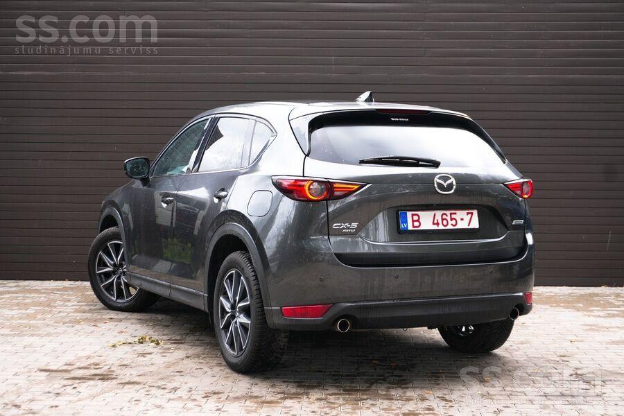 Grey Mazda CX-5 2018 in Riga, with an engine capacity of 2.20 L and mileage of 203 thousand km for 14490 €, photo 8 on AUTOMOTO.COM.LV