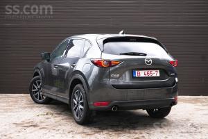 Grey Mazda CX-5 2018 in Riga, with an engine capacity of 2.20 L and mileage of 203 thousand km for 14490 €, photo 9 on AUTOMOTO.COM.LV