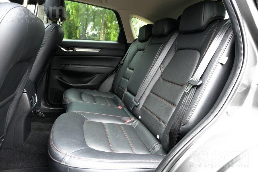 Grey Mazda CX-5 2018 in Riga, with an engine capacity of 2.20 L and mileage of 203 thousand km for 14490 €, photo 30 on AUTOMOTO.COM.LV