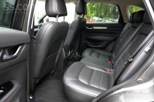 Grey Mazda CX-5 2018 in Riga, with an engine capacity of 2.20 L and mileage of 203 thousand km for 14490 €, photo 40 on AUTOMOTO.COM.LV