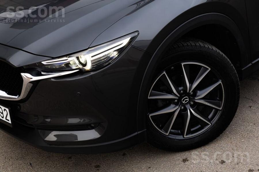 Pelēks Mazda CX-5 2018 Rīga, ar dzinēja tilpumu 2.20 L un nobraukumu 177 tūkst. km par 14990 €, foto 4 vietnē AUTOMOTO.COM.LV