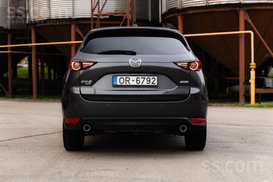 Pelēks Mazda CX-5 2018 Rīga, ar dzinēja tilpumu 2.20 L un nobraukumu 177 tūkst. km par 14990 €, foto 6 vietnē AUTOMOTO.COM.LV