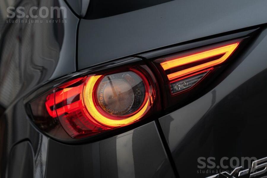 Pelēks Mazda CX-5 2018 Rīga, ar dzinēja tilpumu 2.20 L un nobraukumu 177 tūkst. km par 14990 €, foto 7 vietnē AUTOMOTO.COM.LV
