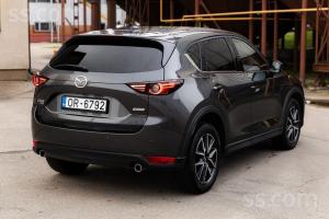 Pelēks Mazda CX-5 2018 Rīga, ar dzinēja tilpumu 2.20 L un nobraukumu 177 tūkst. km par 14990 €, foto 8 vietnē AUTOMOTO.COM.LV