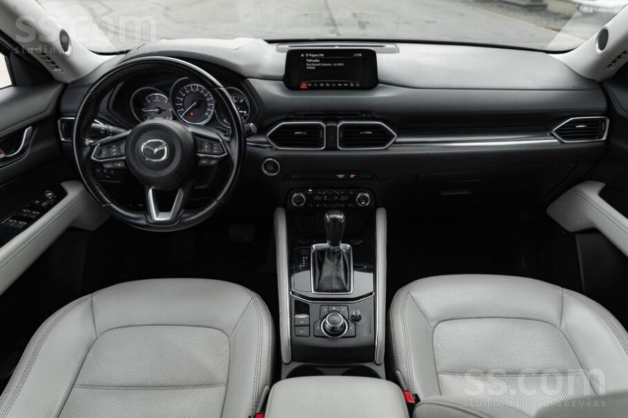Pelēks Mazda CX-5 2018 Rīga, ar dzinēja tilpumu 2.20 L un nobraukumu 177 tūkst. km par 14990 €, foto 15 vietnē AUTOMOTO.COM.LV