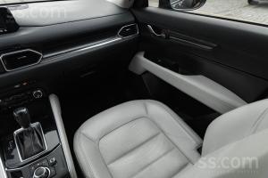 Pelēks Mazda CX-5 2018 Rīga, ar dzinēja tilpumu 2.20 L un nobraukumu 177 tūkst. km par 14990 €, foto 17 vietnē AUTOMOTO.COM.LV